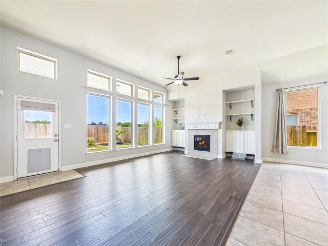 2135 Llerena Lane