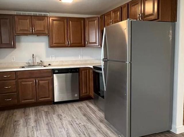 2135 Suburban Road # 5