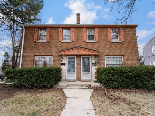 2135 S 102nd St Unit 2137, West Allis, WI 53227