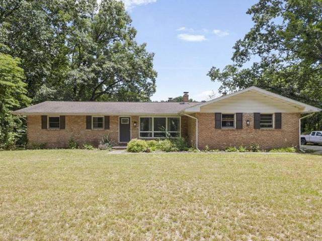 2135 S 13th St, Niles, MI 49120