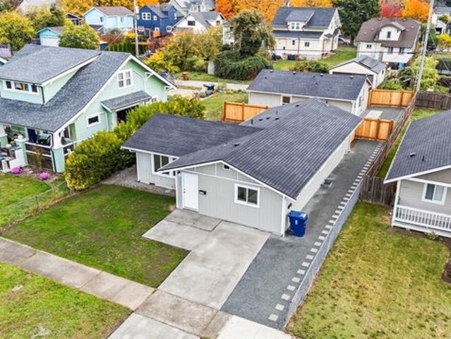 2135 S Sheridan Ave Unit A, Tacoma, WA 98405