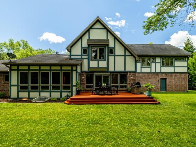 2135 Tuomy Road