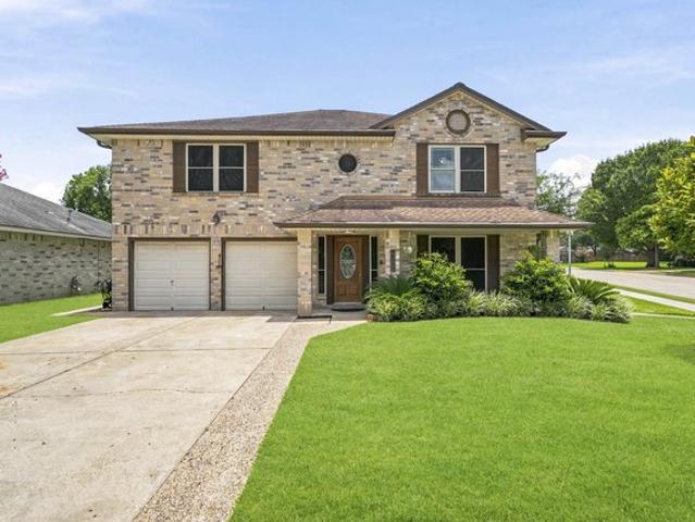 2135 Victoria Garden Dr, Richmond, TX 77406