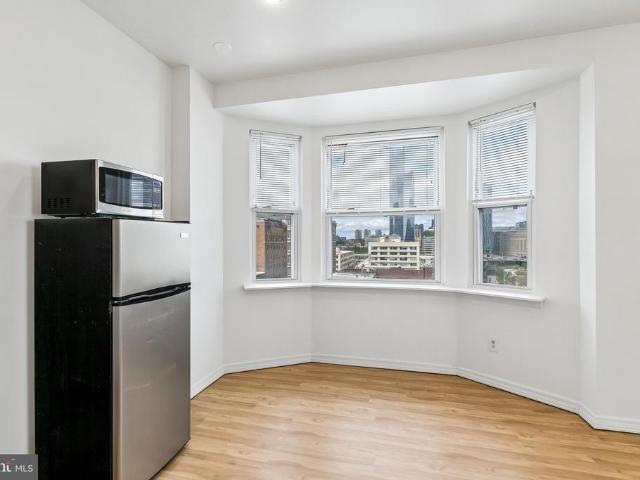 2135 Walnut Street # 801