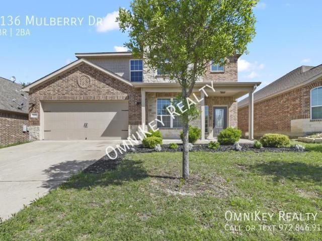 2136 Mulberry Dr, 4 beds, 2 full baths