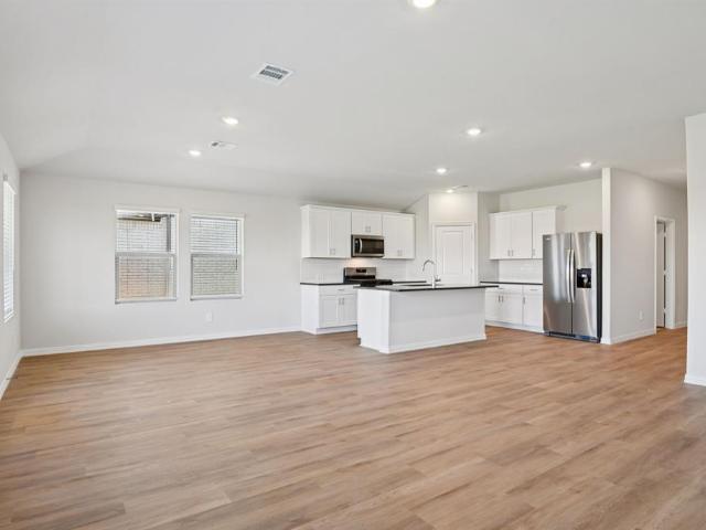 2136 Meadowlands Drive