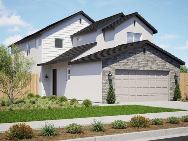 2136 Amarone Ave, Tulare, CA 93274