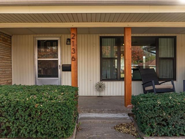2136 Barclay Road