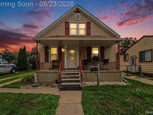 2136 Boldt St, Dearborn, MI 48124