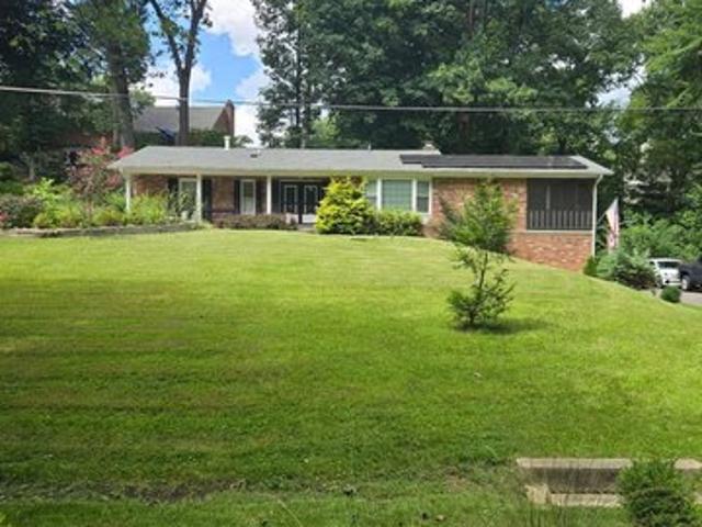 2136 Edgewater Pkwy, Silver Spring, MD 20903