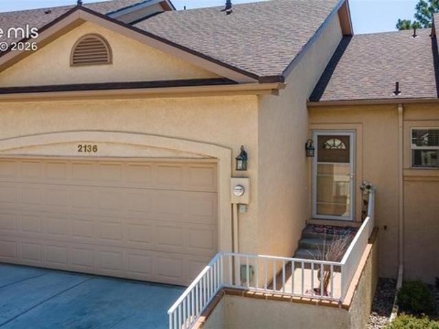2136 Summerset Dr, Colorado Springs, CO 80920