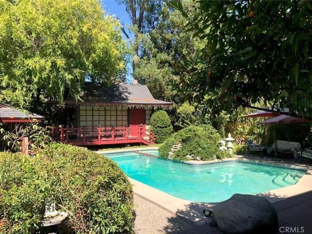 2136 S El Molino Ave, San Marino, CA 91108