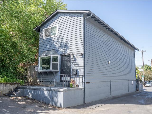 2136 se hawthorne blvd # 10