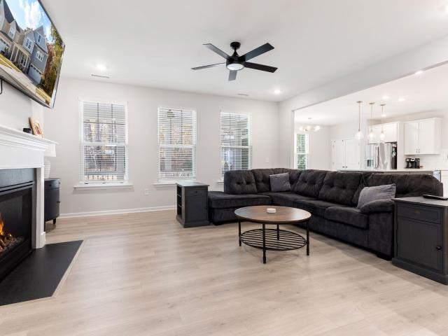 2137 Curry Meadow Way