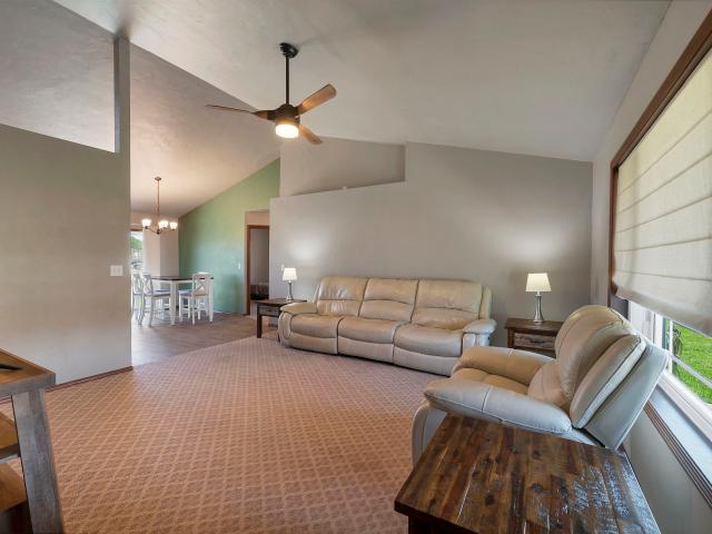 2137 klondike road