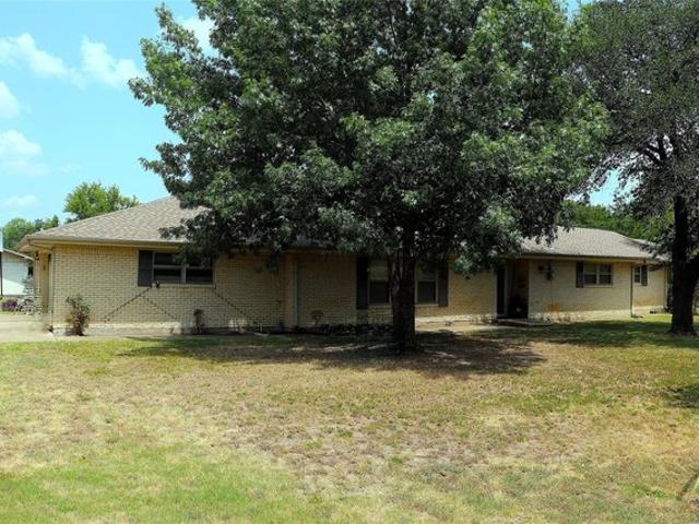 2137 State Highway 69 S, Greenville, TX 75402