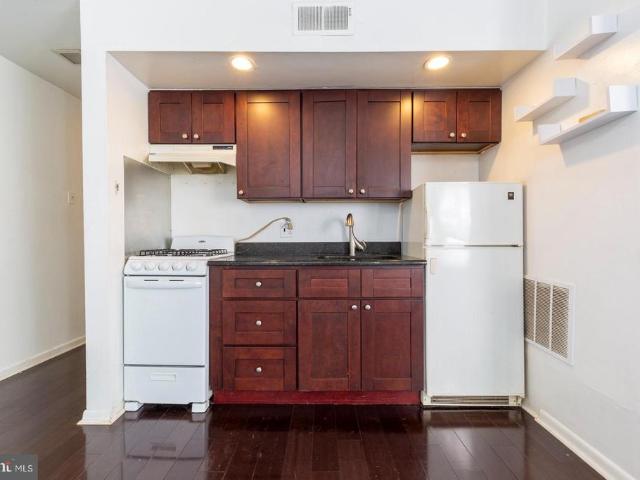 2137 Spruce Street # 2