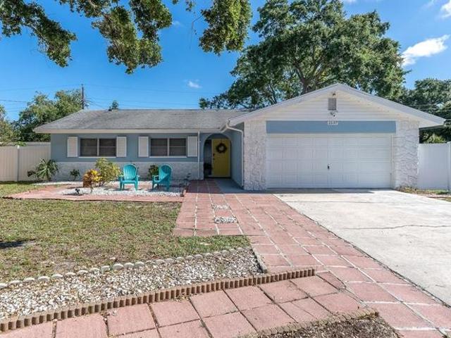 2137 17th Terrace SW, Largo, FL 33774