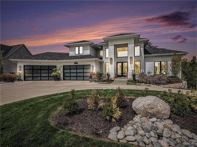 21384 W 93rd Ct, Lenexa, KS 66220