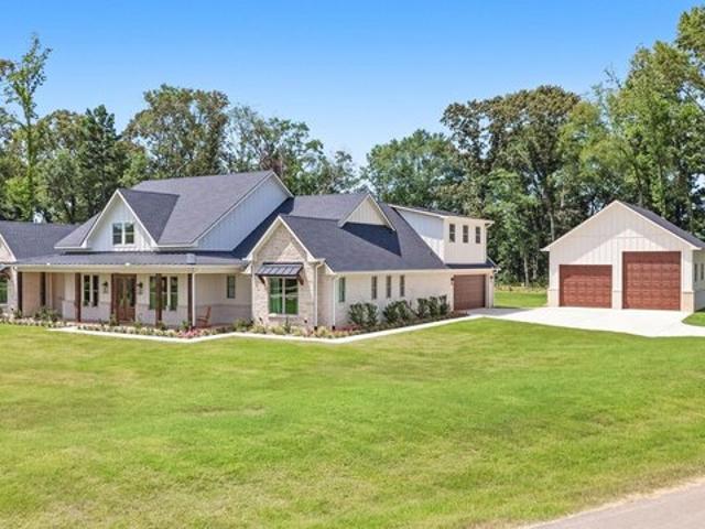 21385 Gatlinburg Rd, Bullard, TX 75757