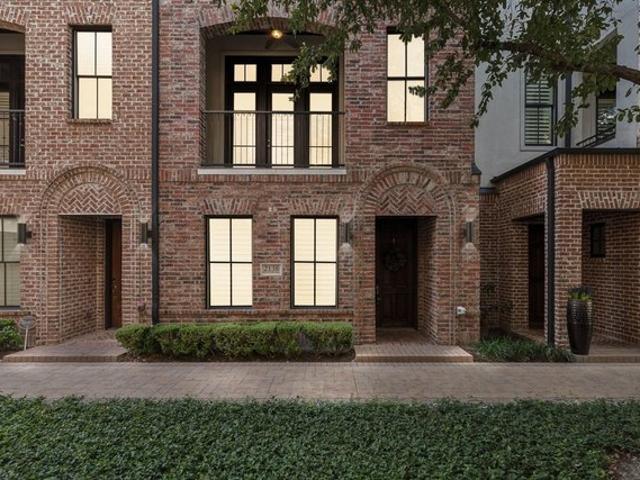 2138 Aylesport Dr, Dallas, TX 75201