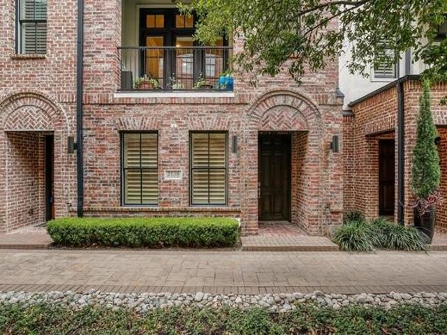 2138 Aylesport Dr, Dallas, TX 75201