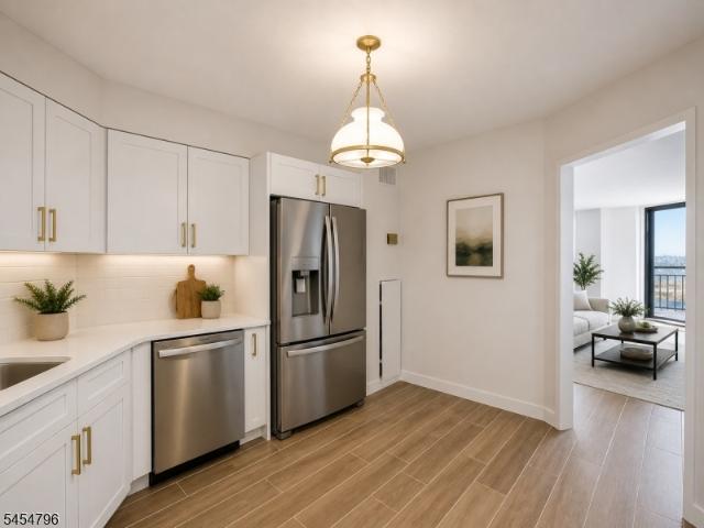 2138 Harmon Cove Tower # 2138