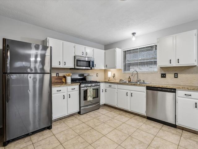 2138 Tower Bridge Road
