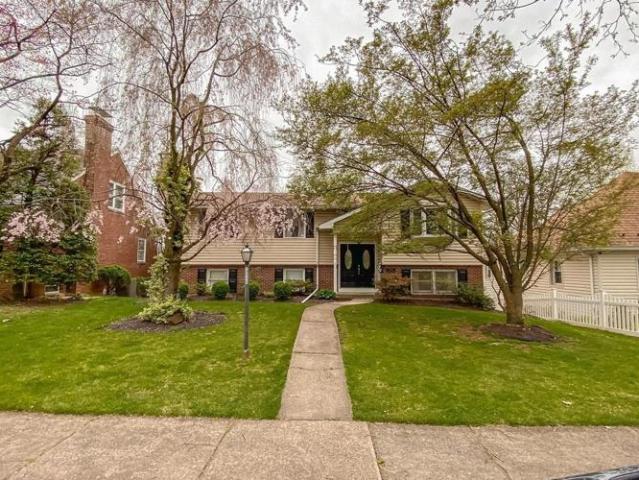 2138 West Greenleaf St, Allentown, PA 18104