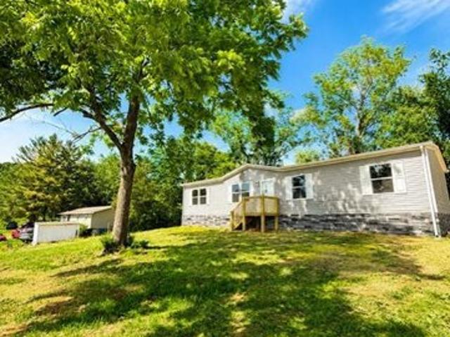2138 5th St, Bristol, TN 37620
