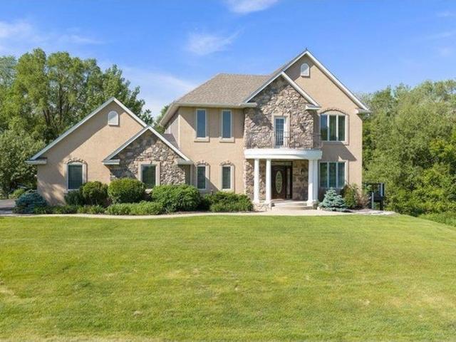 21390 France Blvd, Lakeville, MN 55044
