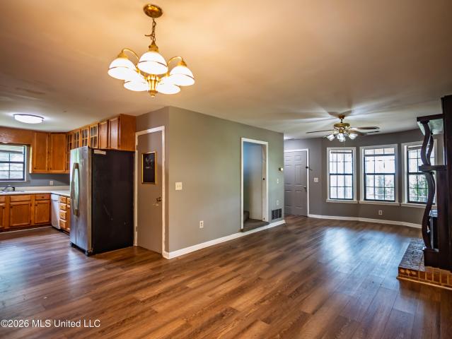2139 Cold Springs Road