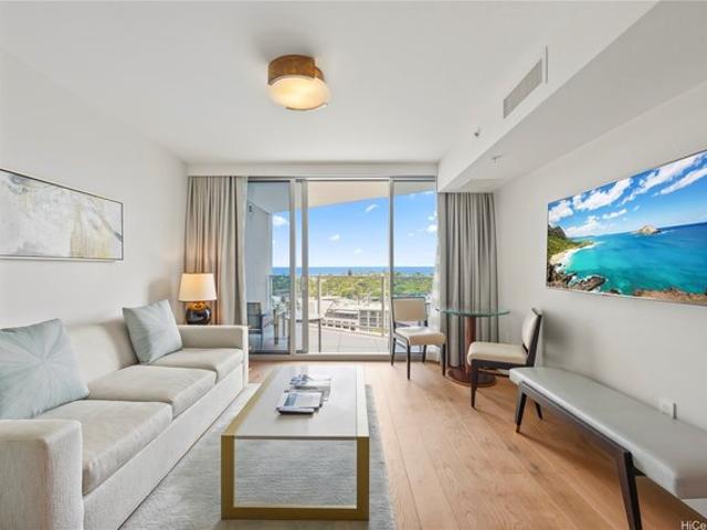 2139 Kuhio Ave Unit 1107, Honolulu, HI 96815