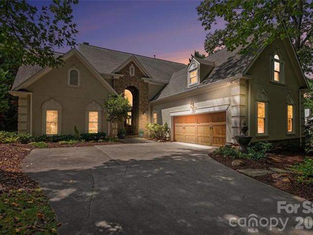 21300 Blakely Shores Dr, Cornelius, NC 28031