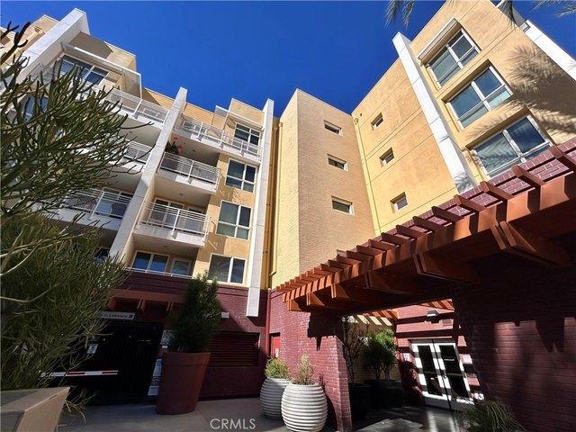 21301 Erwin St Unit 228, Woodland Hills, CA 91367