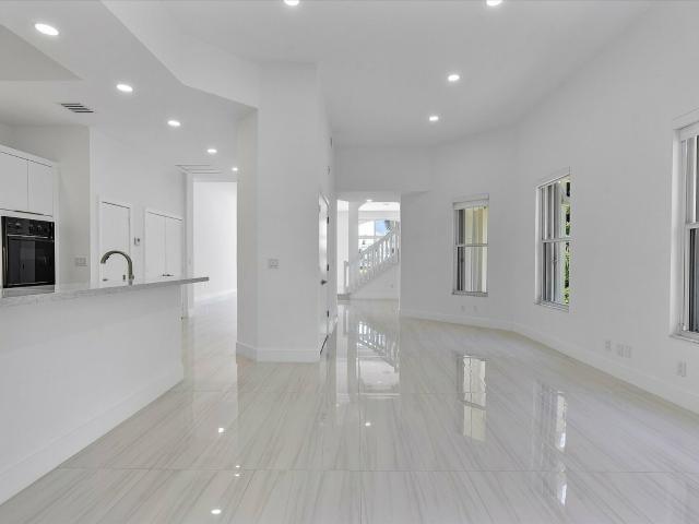 21301 NE 38th Ave 58, Aventura, US, FL