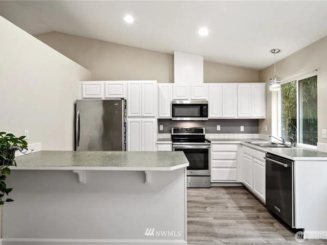 21305 th Street Ct E