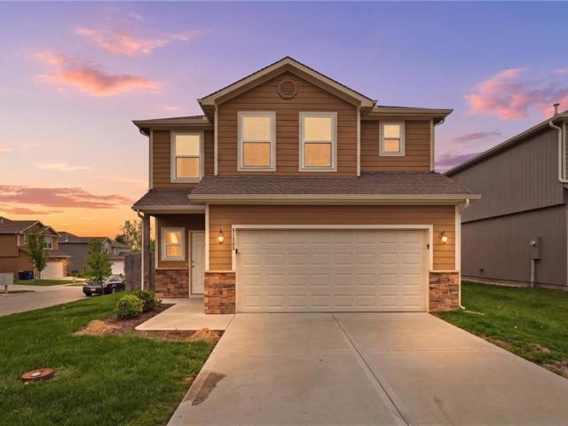 21305 W 215th St, Spring Hill, KS 66083 | MLS #2617 | Compass
