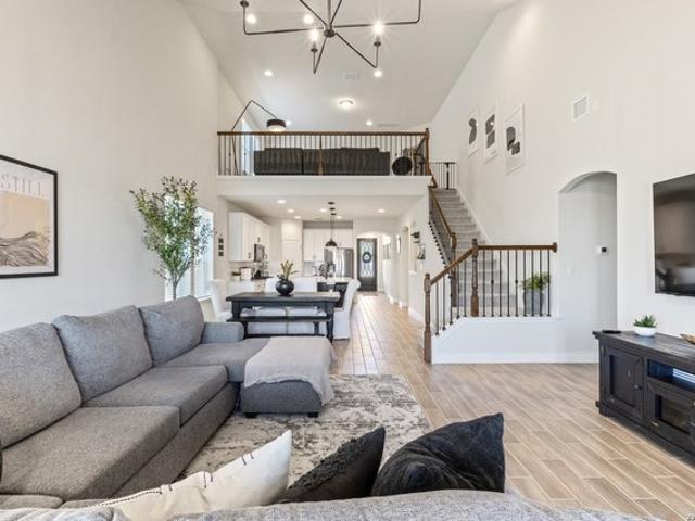 2130 Dalhart, San Antonio, TX 78253