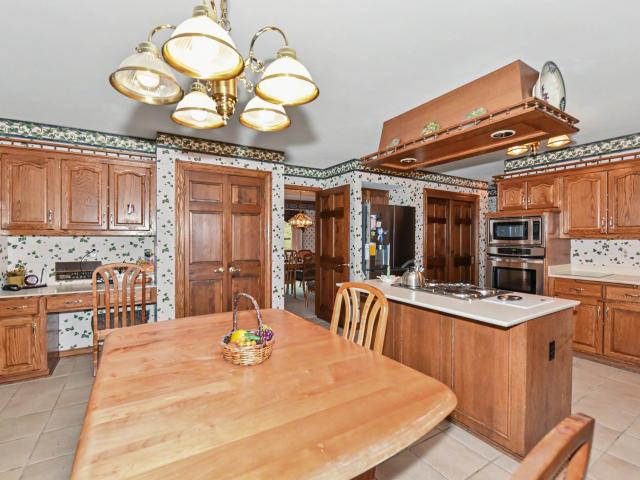 2130 Derrin Ln