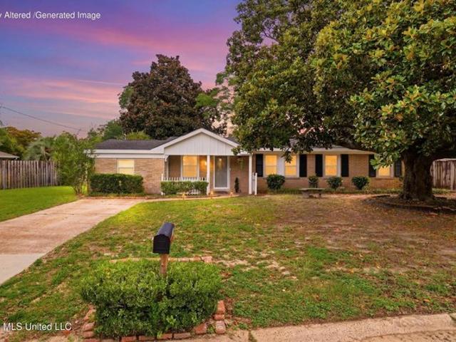 2130 Driftwood Dr, Biloxi, MS 39531