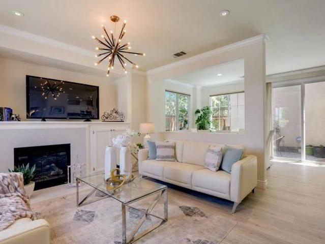 2130 Esperanca Ave, Santa Clara, CA 95054