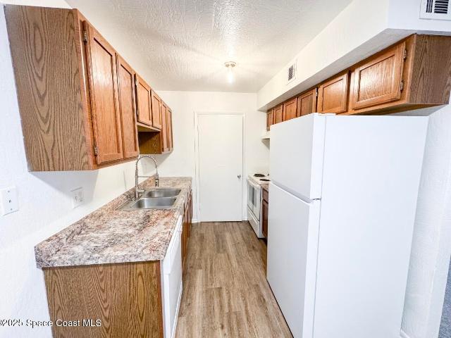 2130 Forest Knoll Dr NE, Unit 30208, Palm Bay, FL 32905 | MLS #1063 | Compass