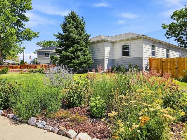 2130 Hoyt Drive