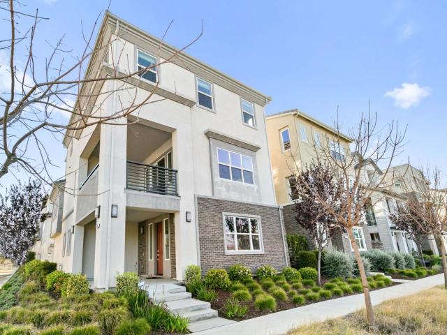 2130 Pastoral Loop