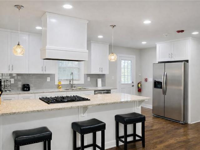 2130 Seavey Dr, Decatur, GA 30032 | MLS #7709