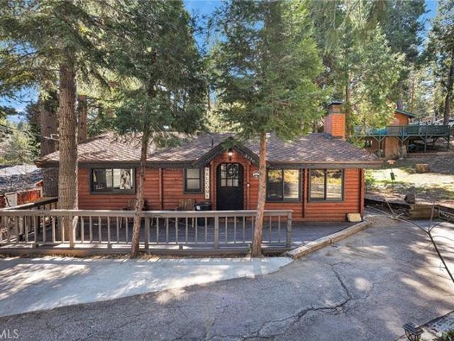 2130 Spring Oak Dr, Running Springs, CA 92382