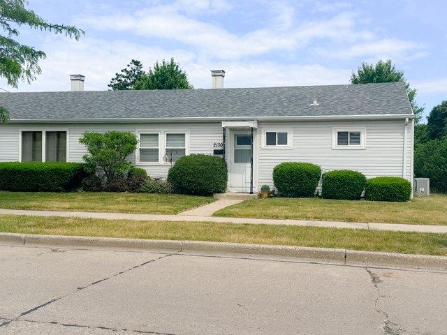 2130 W Howard Ave, Milwaukee, WI 53221