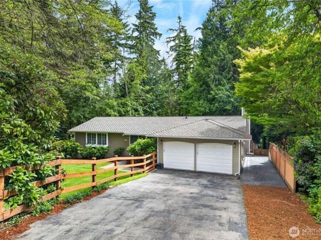 21313 NE 10th Pl, Sammamish, WA 98074