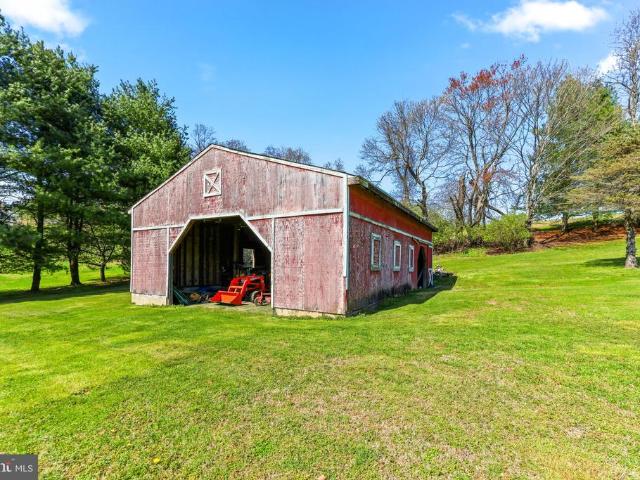 21310 W Liberty Road